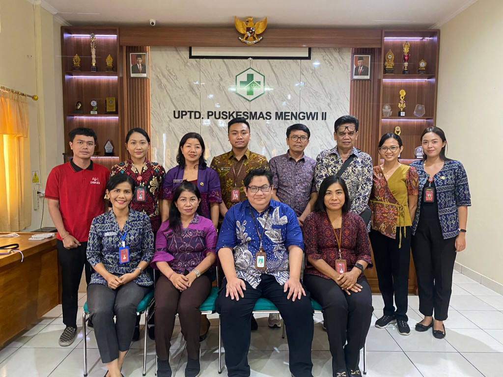 KUNJUNGAN KEMENKES REPUBLIK INDONESIA DALAM KEGIATAN MONEV PROGRAM ...