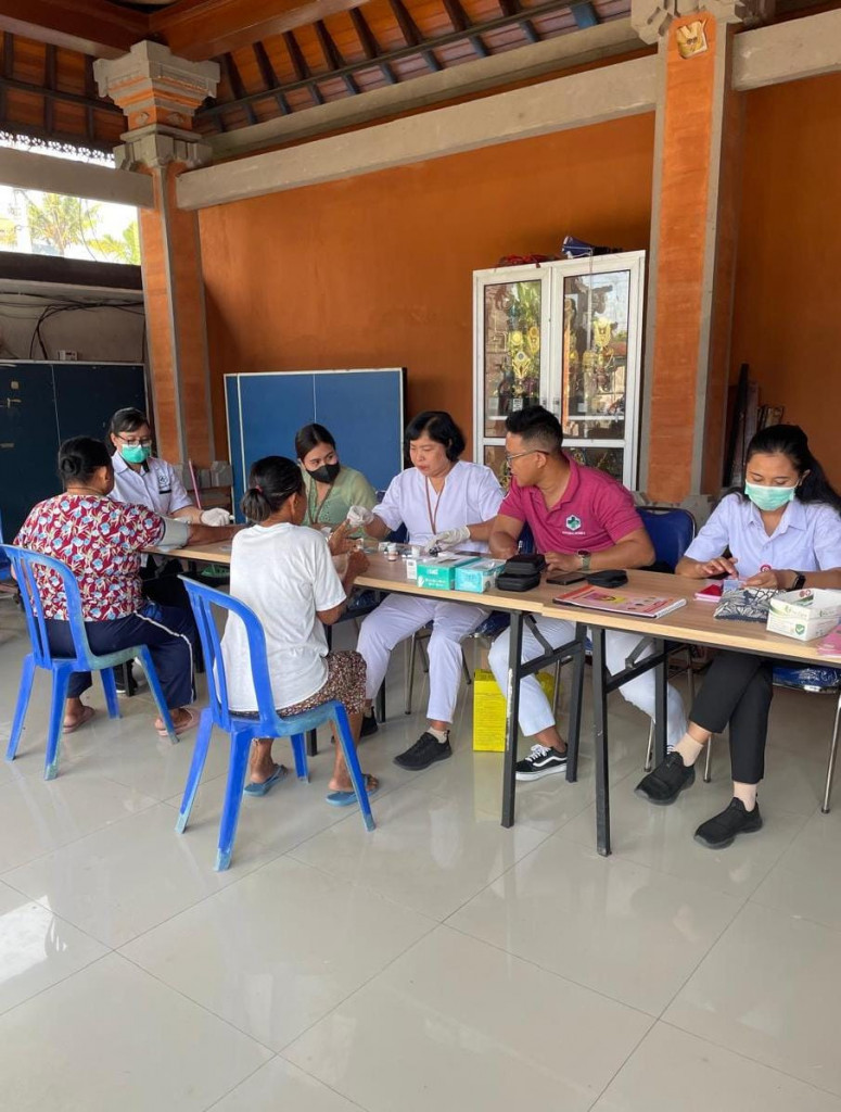 KEGIATAN POSYANDU LANSIA DI BANJAR JEROAN KELURAHAN ABIANBASE ...