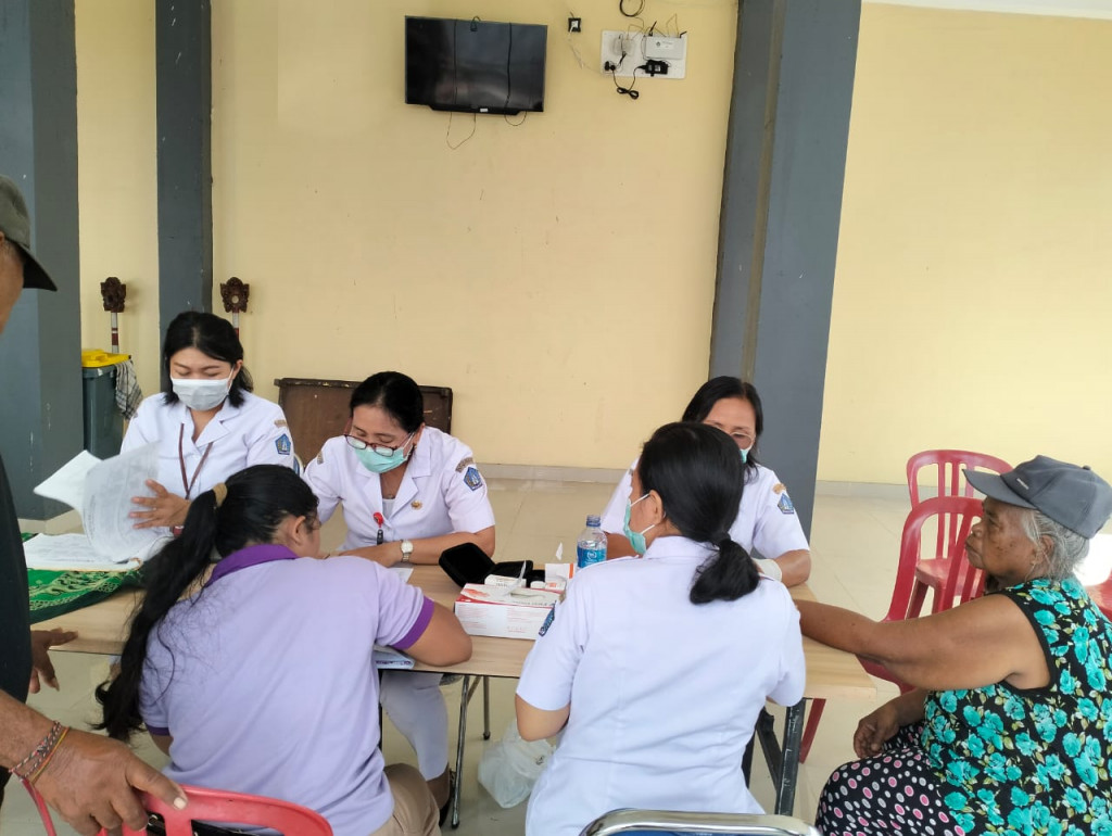 PELAKSANAAN KEGIATAN PTM DI BANJAR CICA ABIANBASE | Puskesmasmengwi2 Badung